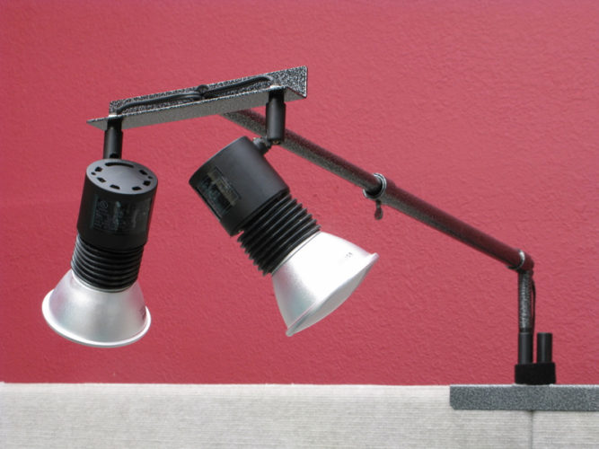 Double Panel Light | ProPanels Versatile Display System for Artists ...